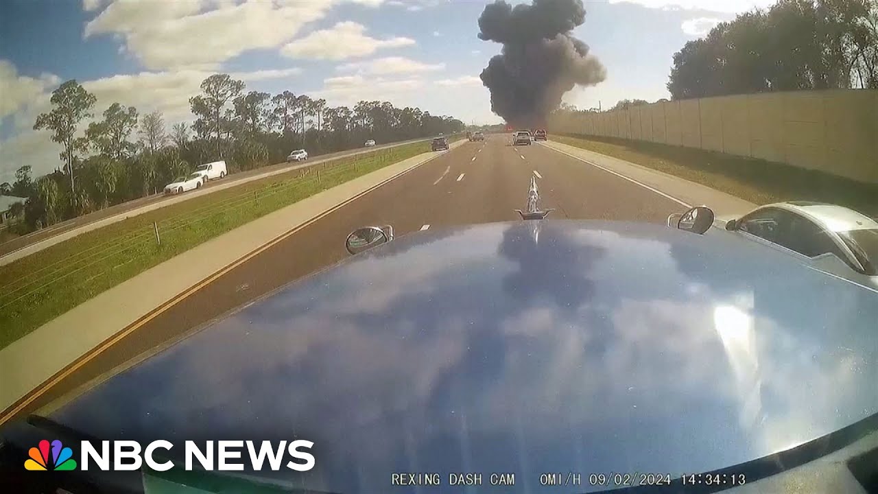 Video shows the moment a jet crashes into a Florida highway - YouTube