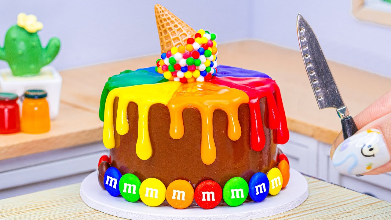 Colorful Miniature Chocolate Cake | Tiny Rainbow Cake Rainbow ...
