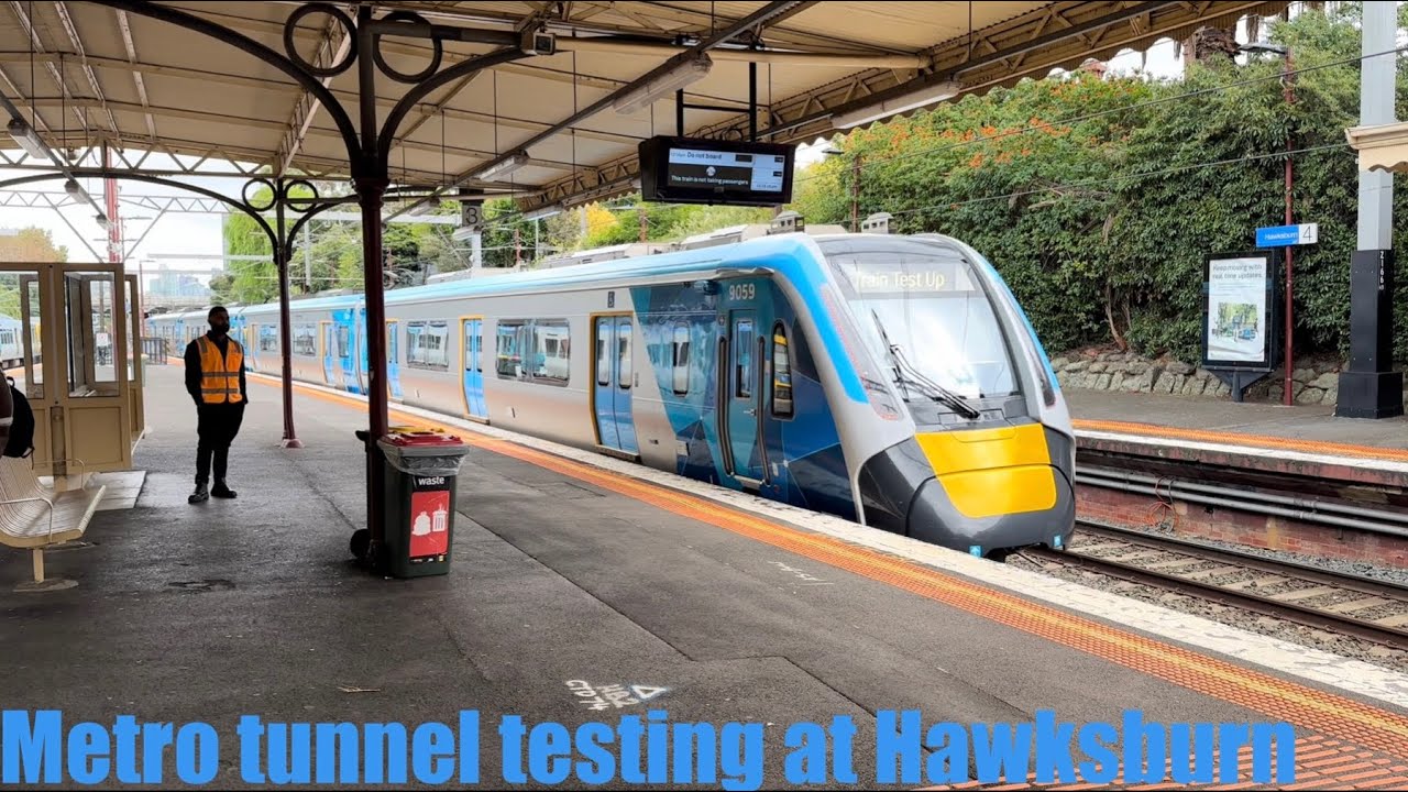 HCMT train testing at Hawksburn for the metro tunnel (part 1) - YouTube