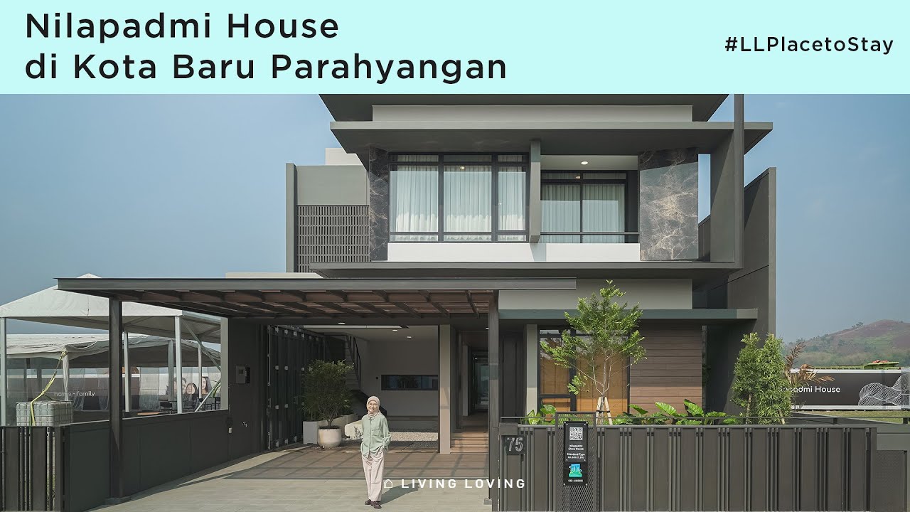 Rumah Seluas 265 m² dengan Inner Courtyard | Place to Stay: Nilapadmi ...