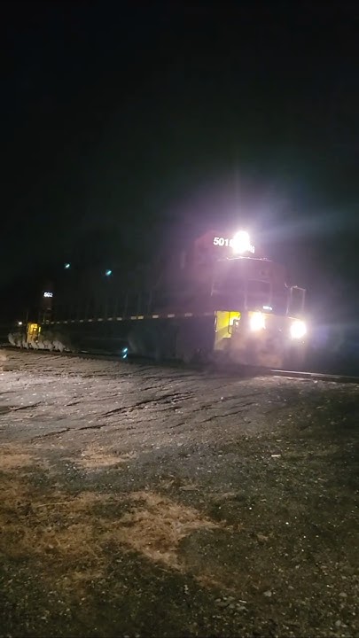 MMID: UBHF pulling into Highfield with B&P 5019 leading. - YouTube