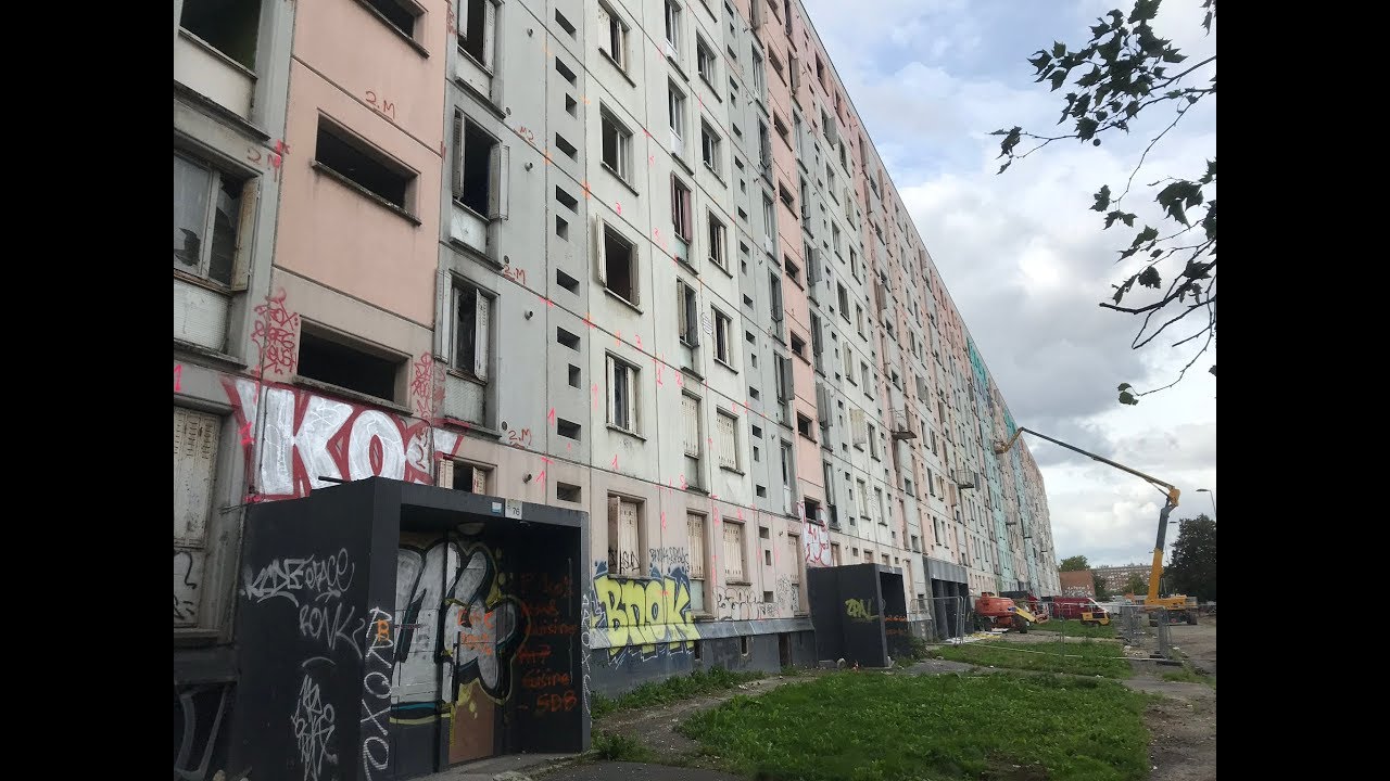 Démolition MARCEL BERTRAND 95% des déchets recyclés - YouTube