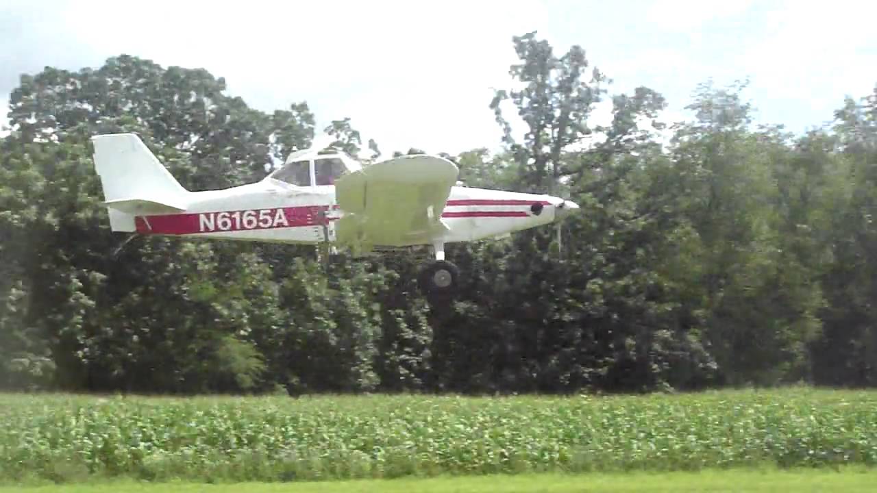 Piper Turbo Brave 375 Landing in Beloit, WI (44C) - YouTube