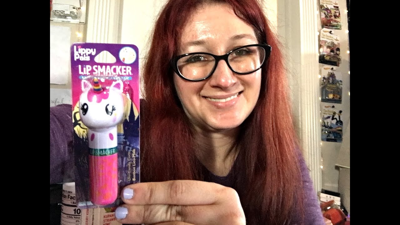 Review - Lip Smacker Lippy Pals Uni-Candy Corn Lip Balm - YouTube