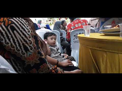 ANAK LUCU 🤣 .. Denger musik dangdut di kondangan . Makan ampe angguk-angguk 🤣🤣