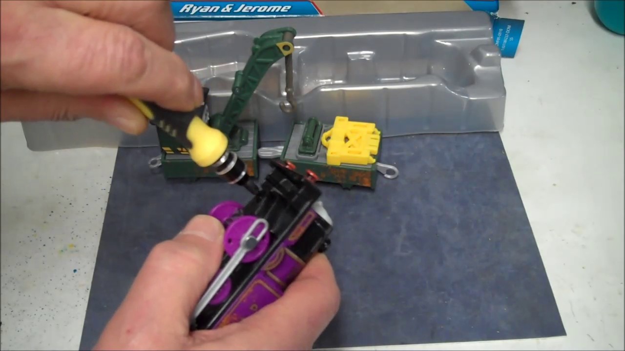 Thomas the Train TrackMaster Ryan and Jerome - YouTube