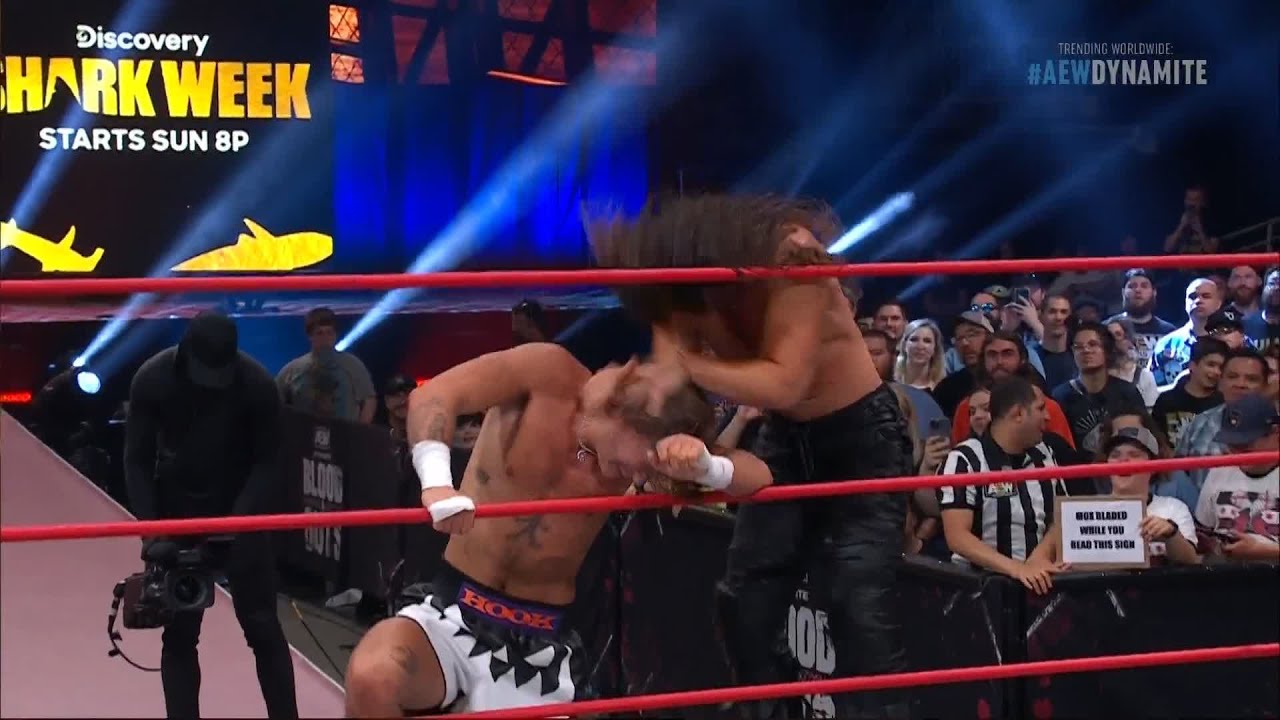 Hook t-bone suplexes Jack Perry off the apron on "AEW Dynamite!" - YouTube