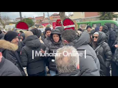 Hakan altun da cenazeye katılarak Sergen Yalçın’a taziyelerini ileten isim￼ler arasındaydı.
