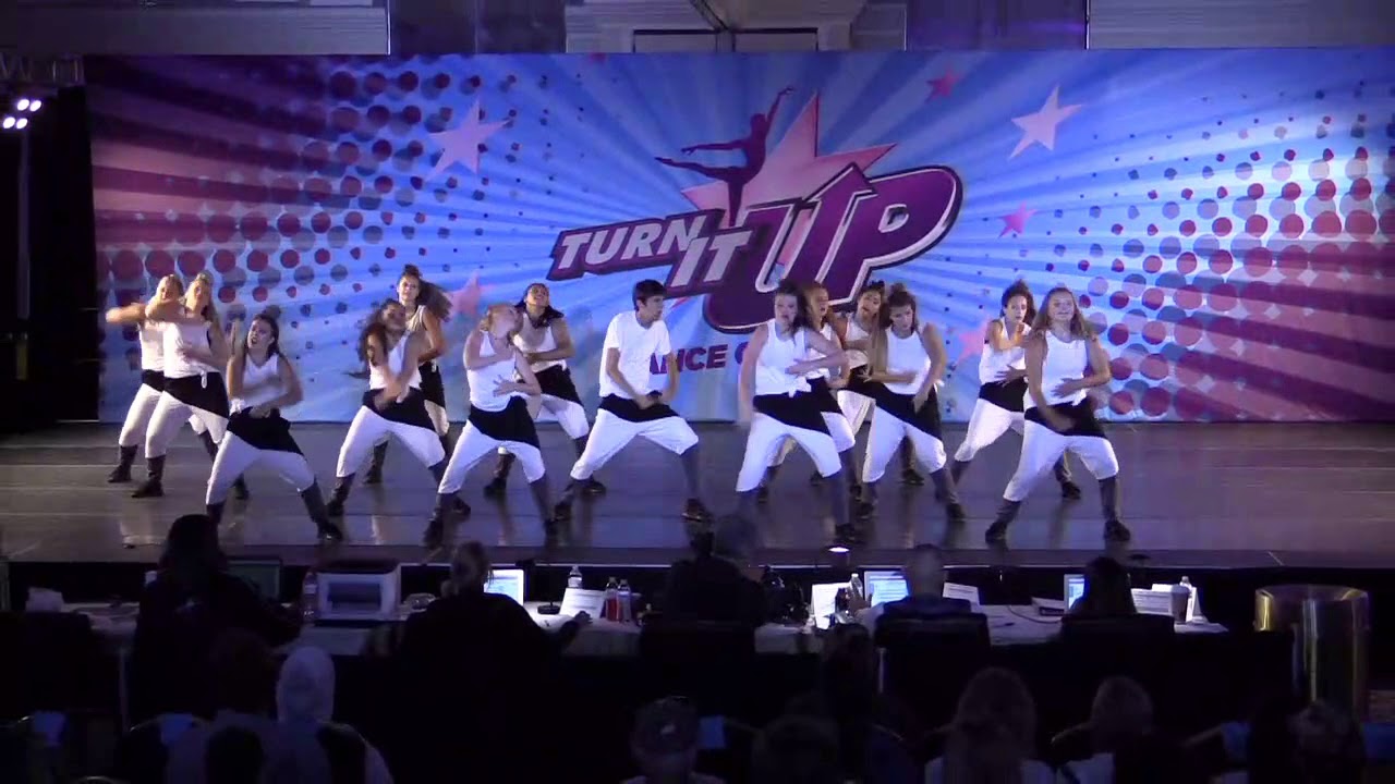 Coco Petrin "2018" (Hip Hop) "The Beat" CMC Dance Company - YouTube