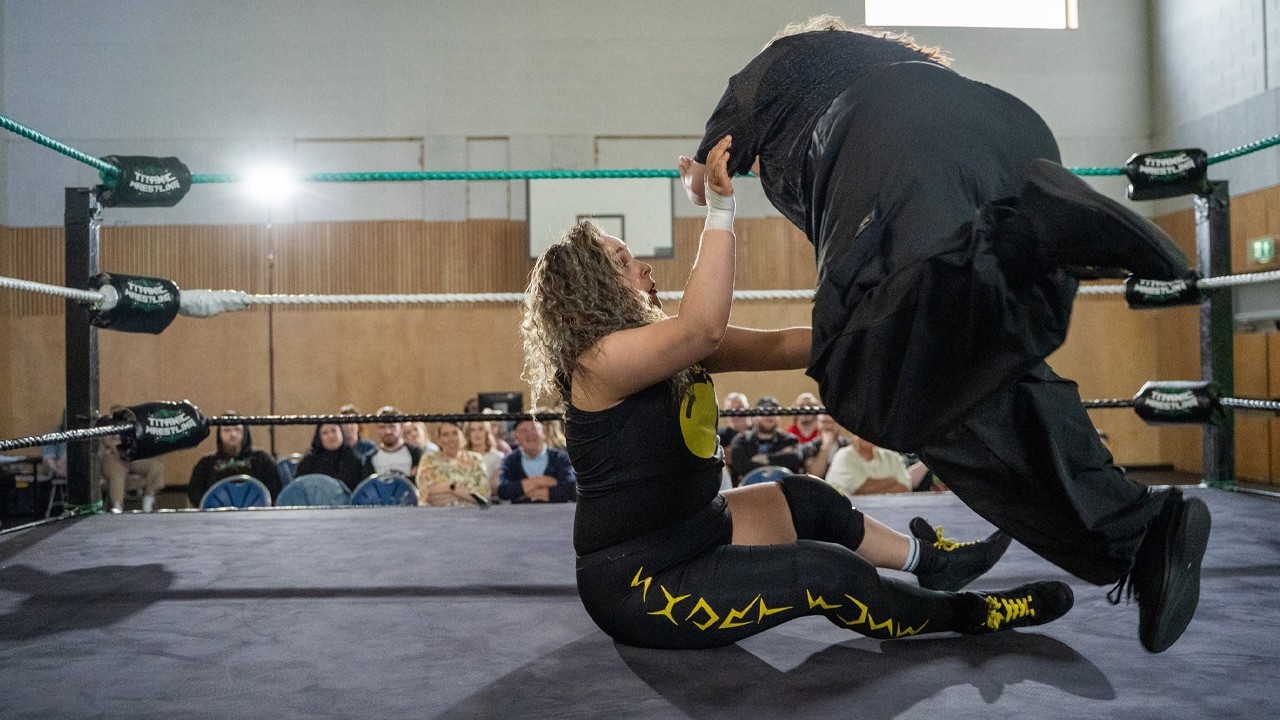 Full Match - Mercy Vs. The Short Fuse - Titanic Wrestling - YouTube