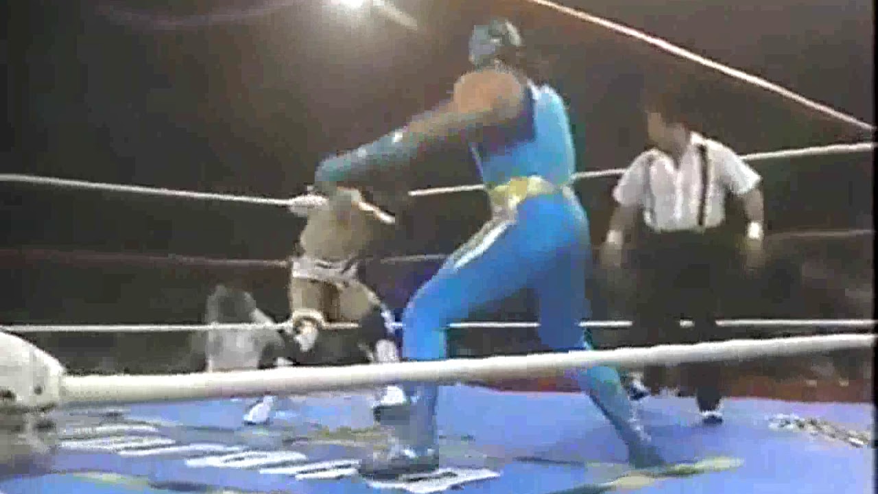 Volador Misterioso vs Tony Arce El Vulcano Mexican National Tag Team ...