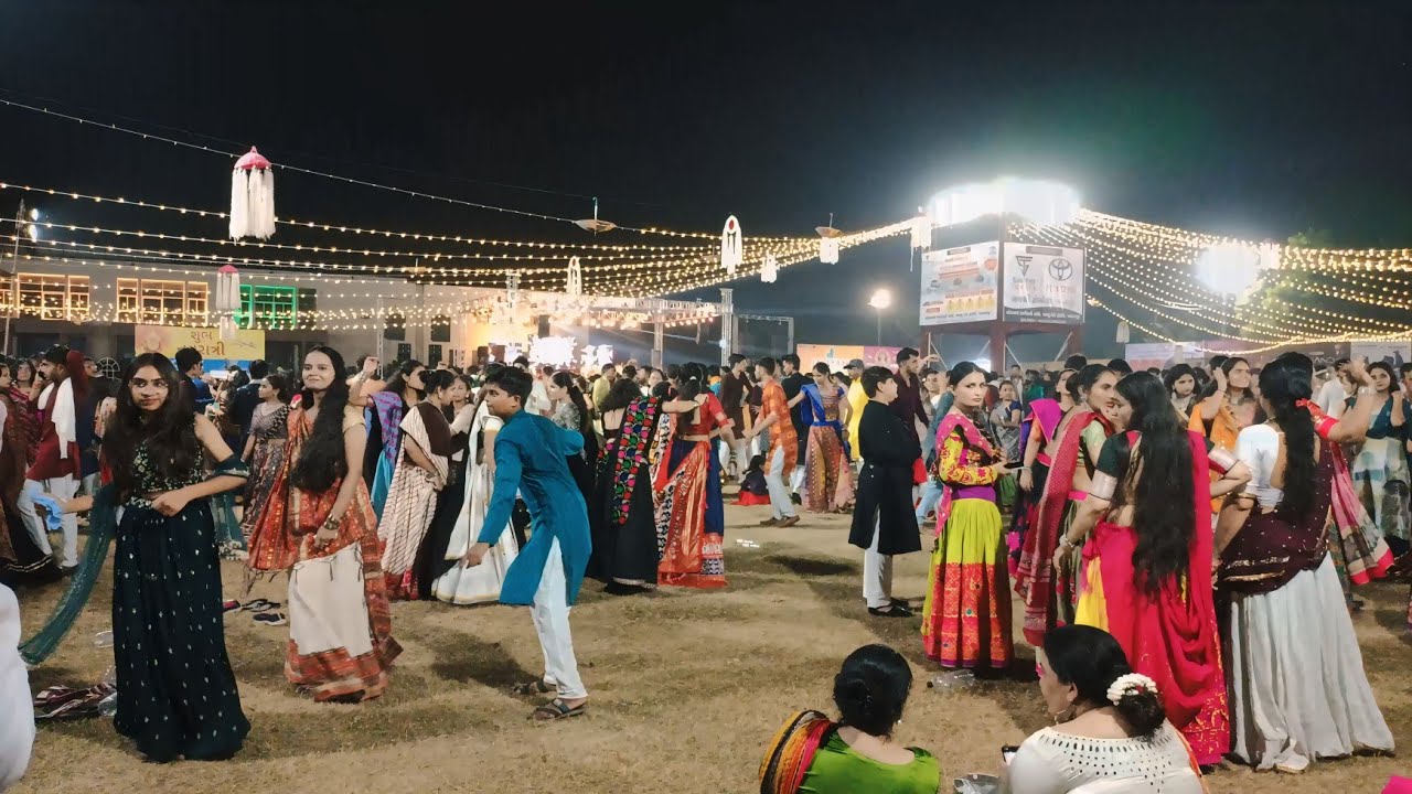 જય દ્વારકાધીશ 🙏 New Kinjal Dave Patan Heritage Navratri Garba Video ...