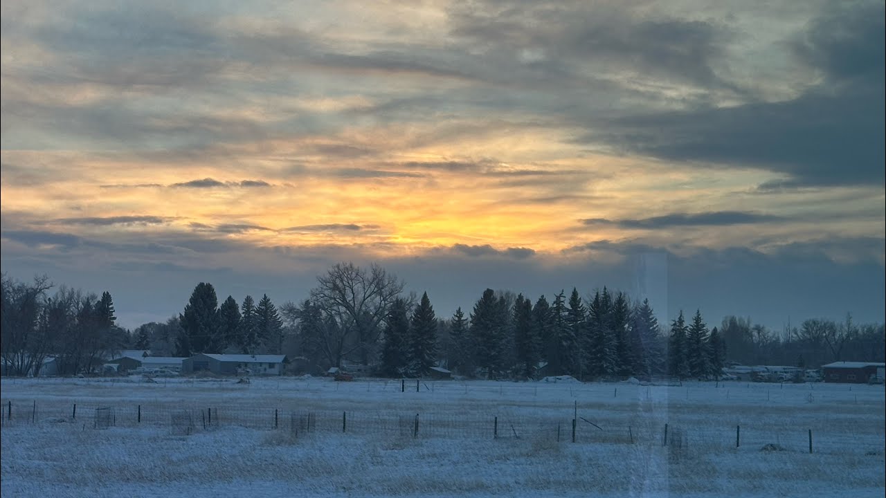 The snow has arrived - YouTube