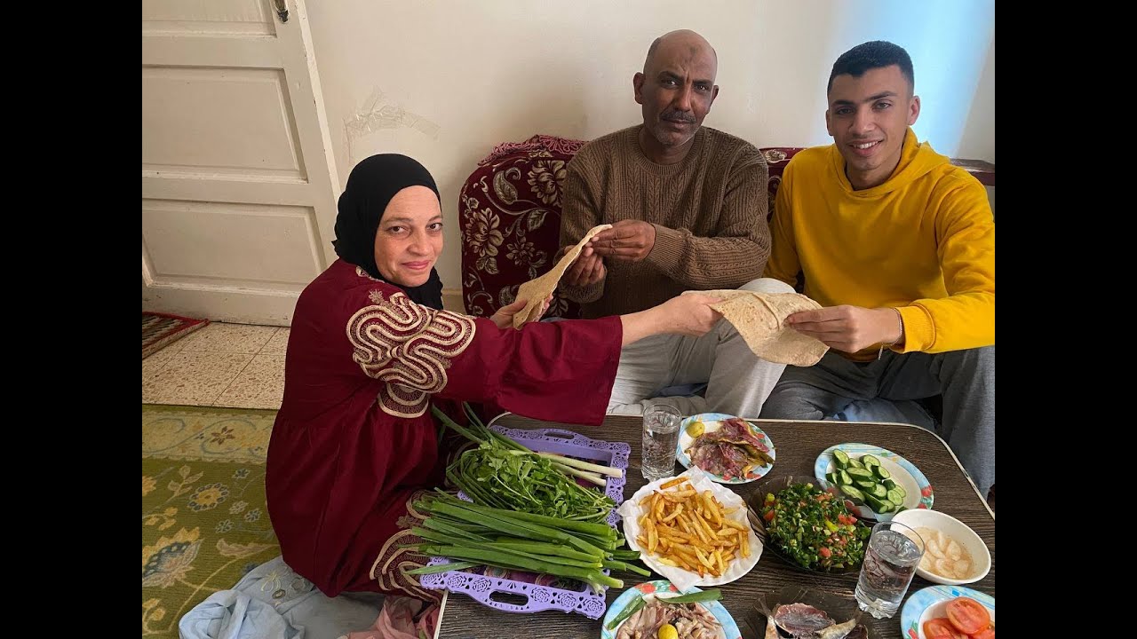 لمتنا اول يوم العيد 🙈اخيرا اكلنا الفسيخ و الرنجه 😋 Youtube