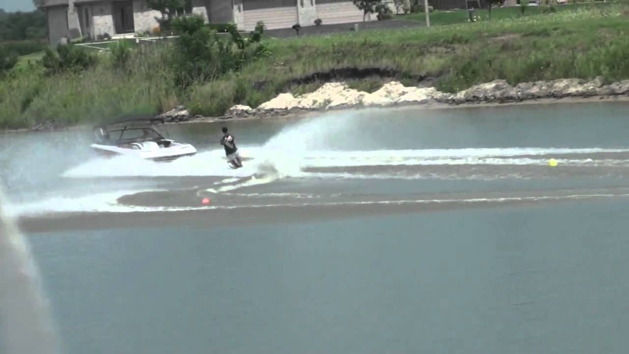 Michael Arora 2010 Nationals Waterski, Chicago, Slalom - YouTube