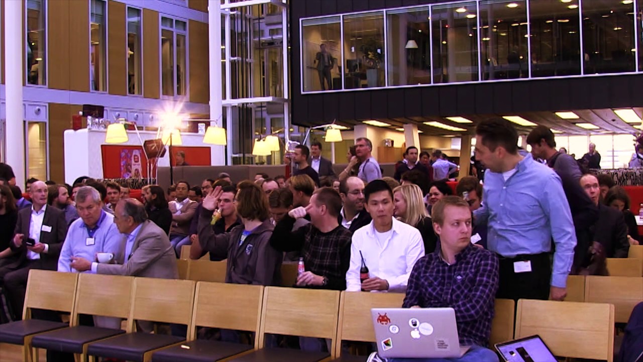 Enjoying the Dutch Blockchain Hackathon Tech Deep Dive meetup @ Exact.com HQ 7 Dec 2016 - YouTube