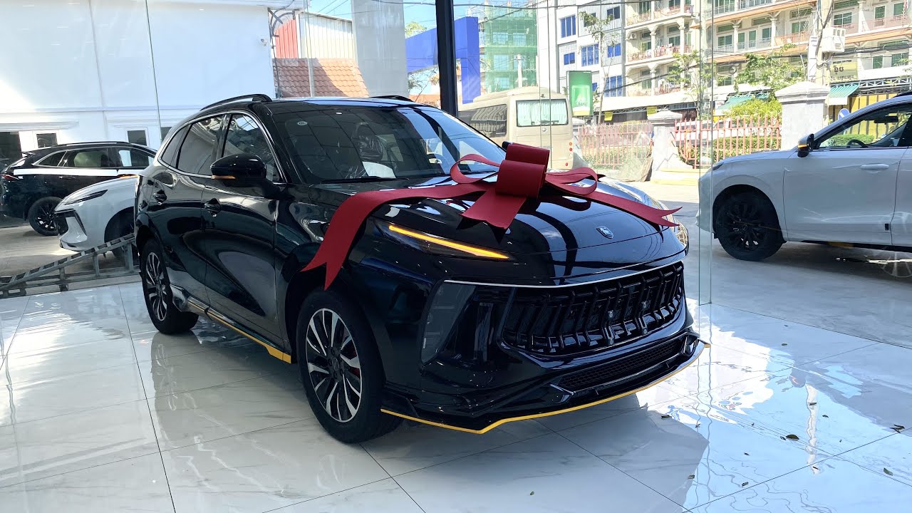 ALL NEW 2023 FORTHING T5 EVO 1.5T L4 - Black Color | Exterior And ...