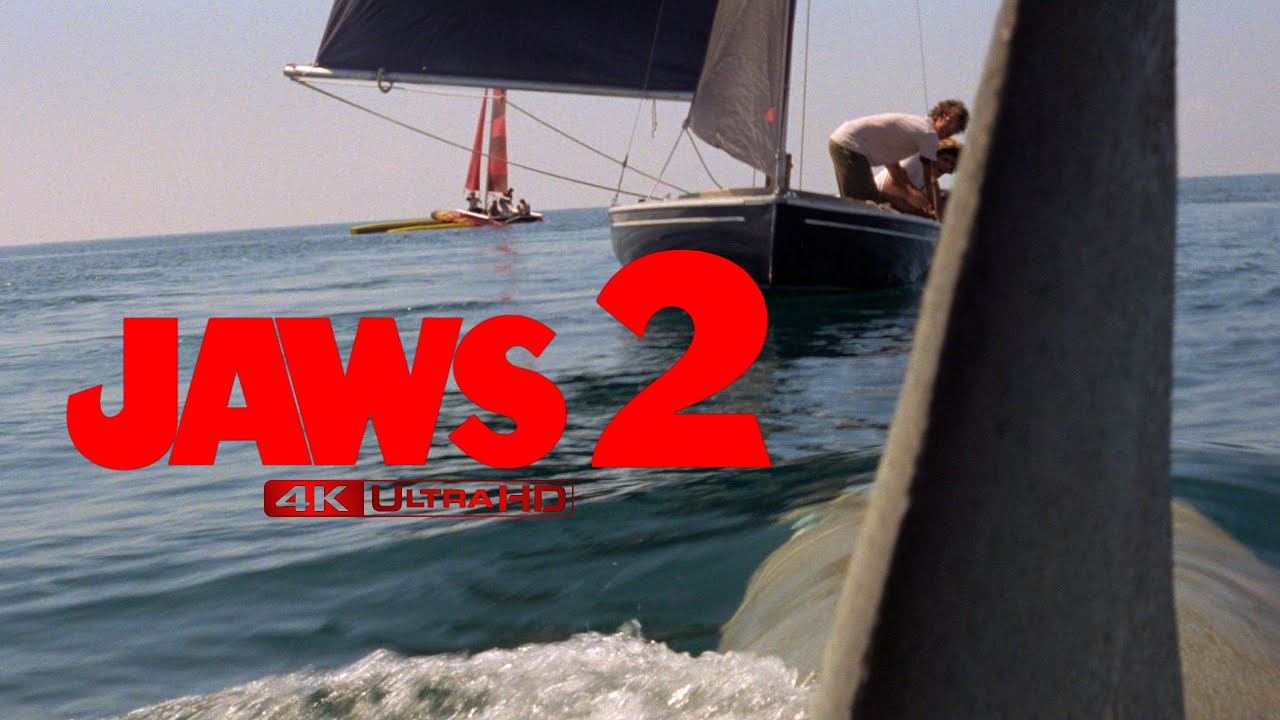 Jaws 2 - "Somebody look out for Mike!" (4K HDR) | High-Def Digest - YouTube