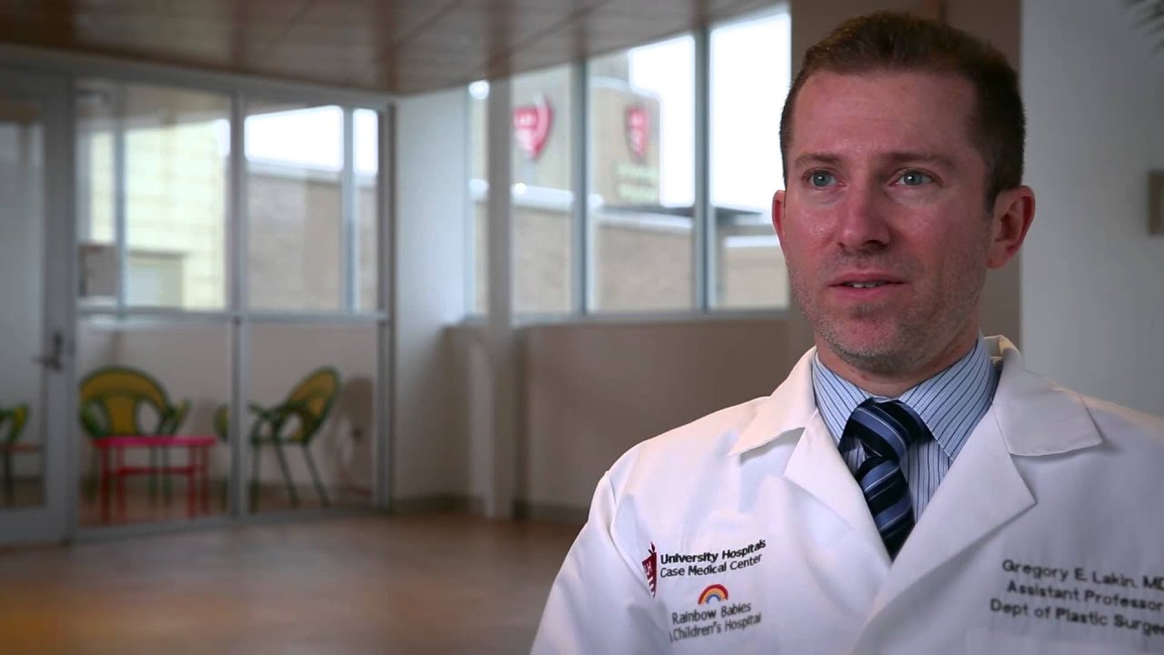 Dr. Gregory E. Lakin, Plastic and Reconstructive Surgery - YouTube