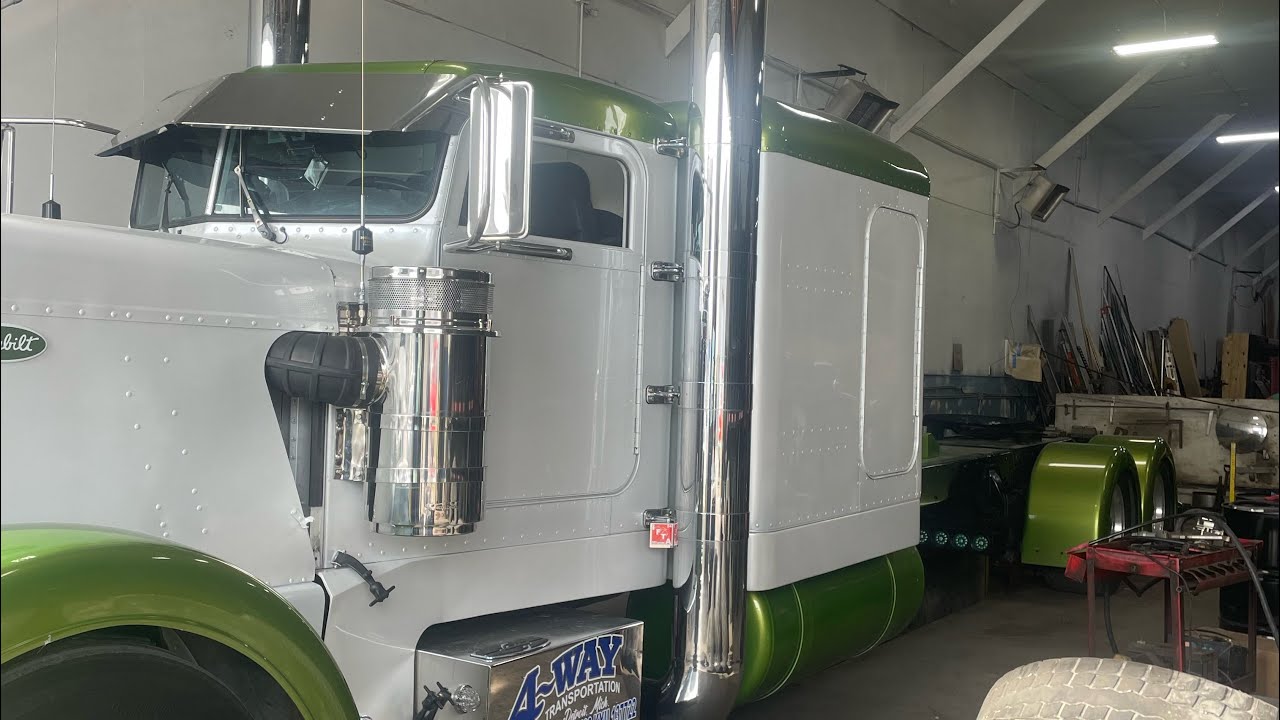 “LOWNLOW” CHOPPED & STRETCHED Peterbilt - YouTube