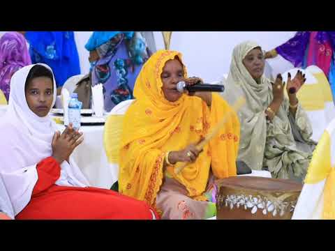 Arooski Warsame iyo Amina 2 - YouTube