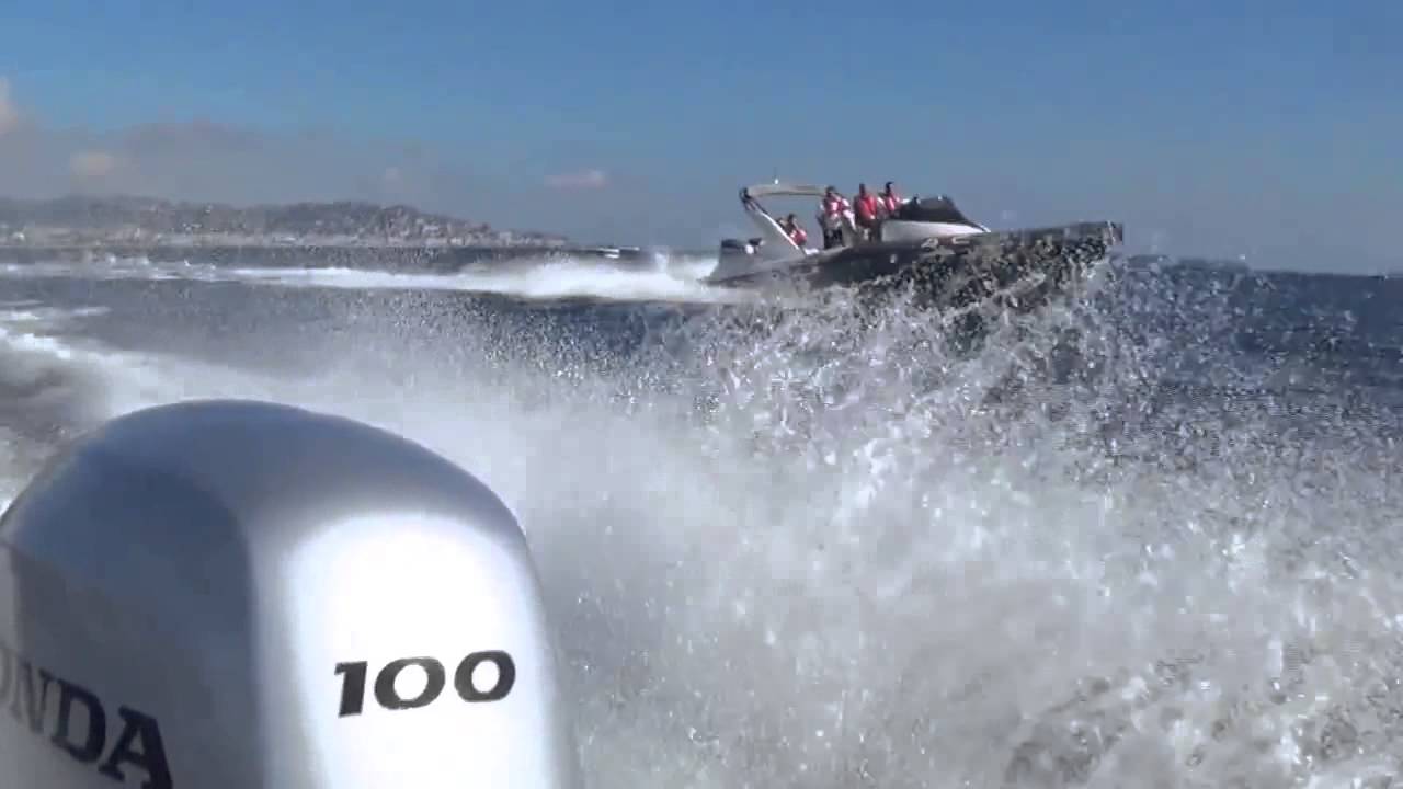 HONDA BF100 in action - YouTube