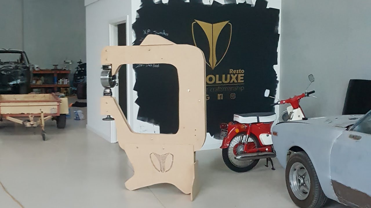 English wheel build part 2 - YouTube