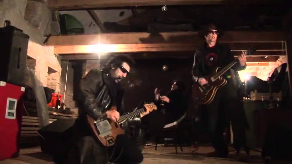 A Tribute To Mally Powell - YouTube