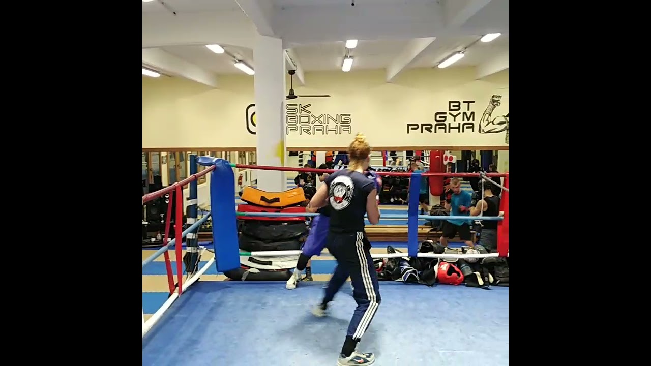 SK Boxing Praha 🇨🇿 @skboxingpraha & Bottle Toads Boxing @vsem_boks 🇷🇺🇪🇸 ...