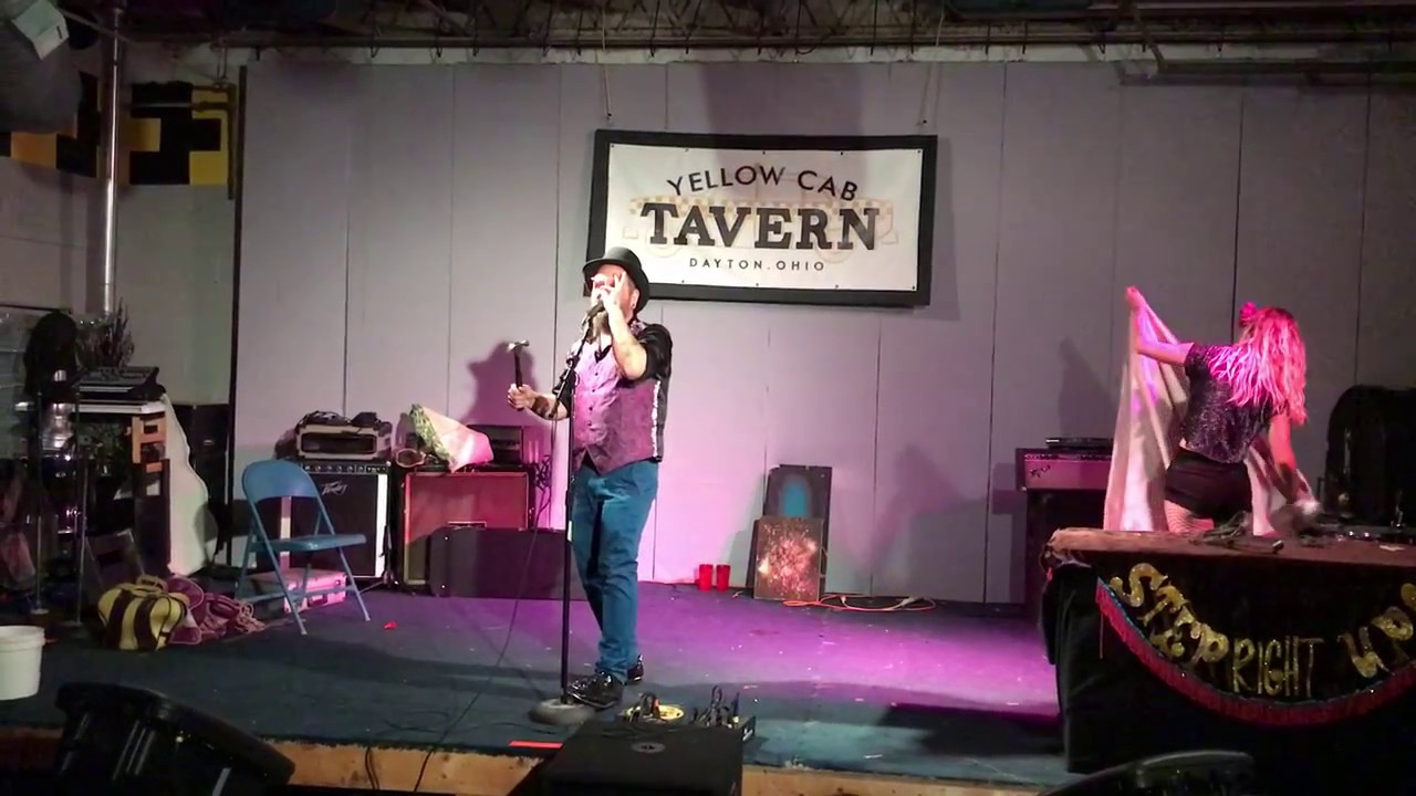 Tinderbox Circus Sideshow - Blockhead - YouTube