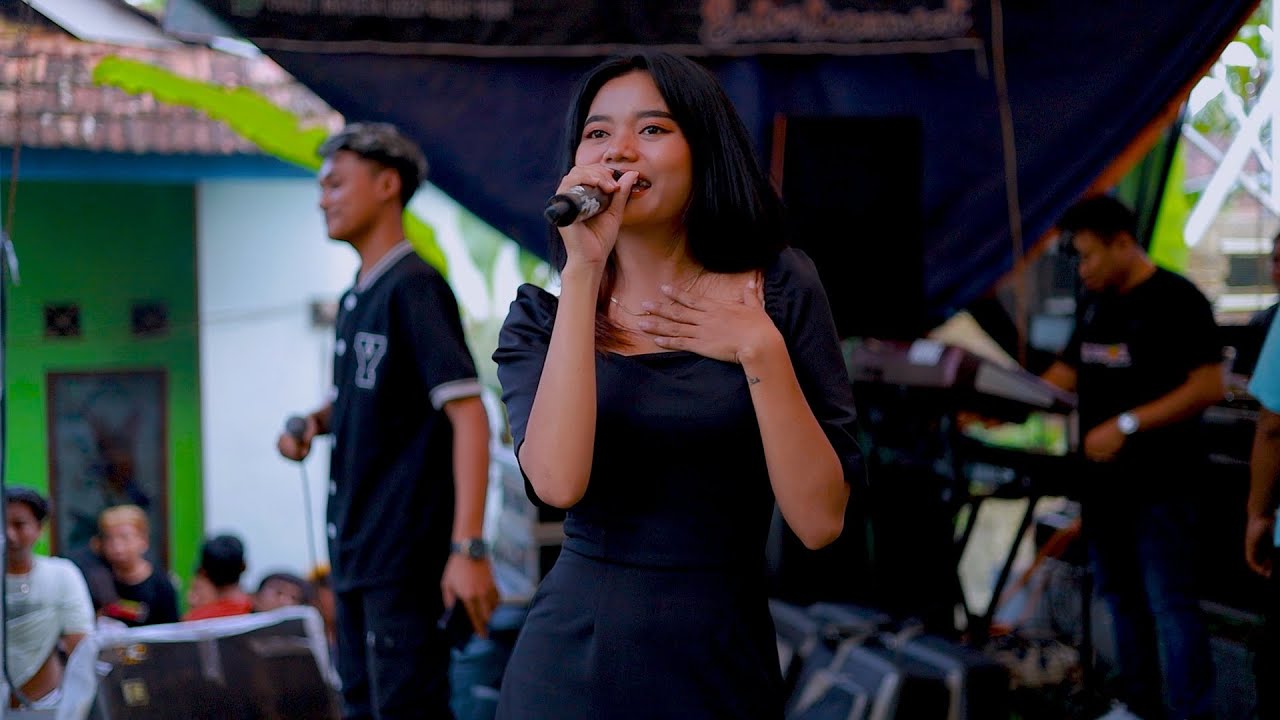 ESCOBAR MUSIC - DAWAI ASMARA - ADELIA REZI - WEDDING PARTY MAT CODET ...