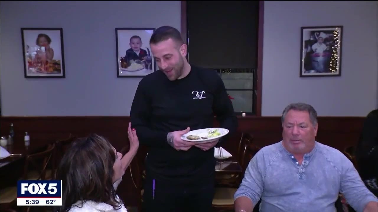 Some NYC restaurants impose time limits on diners - YouTube