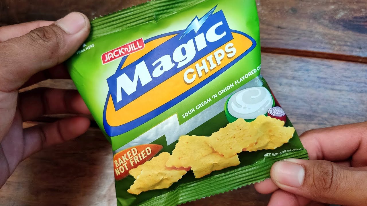 UNWRAPPING AND REVIEW MAGIC CHIPS JACK N JILL SOUR CREAM N ONION ...