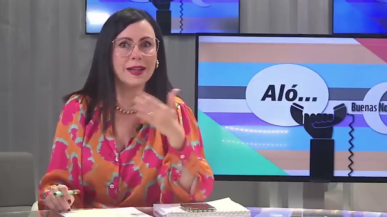 Carla Angola continúa luchando para subirle el nivel a Guaidó - YouTube