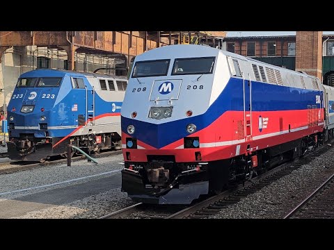 Metro North's 40th Anniversary Heritage Unit: #208's First Arrival ...