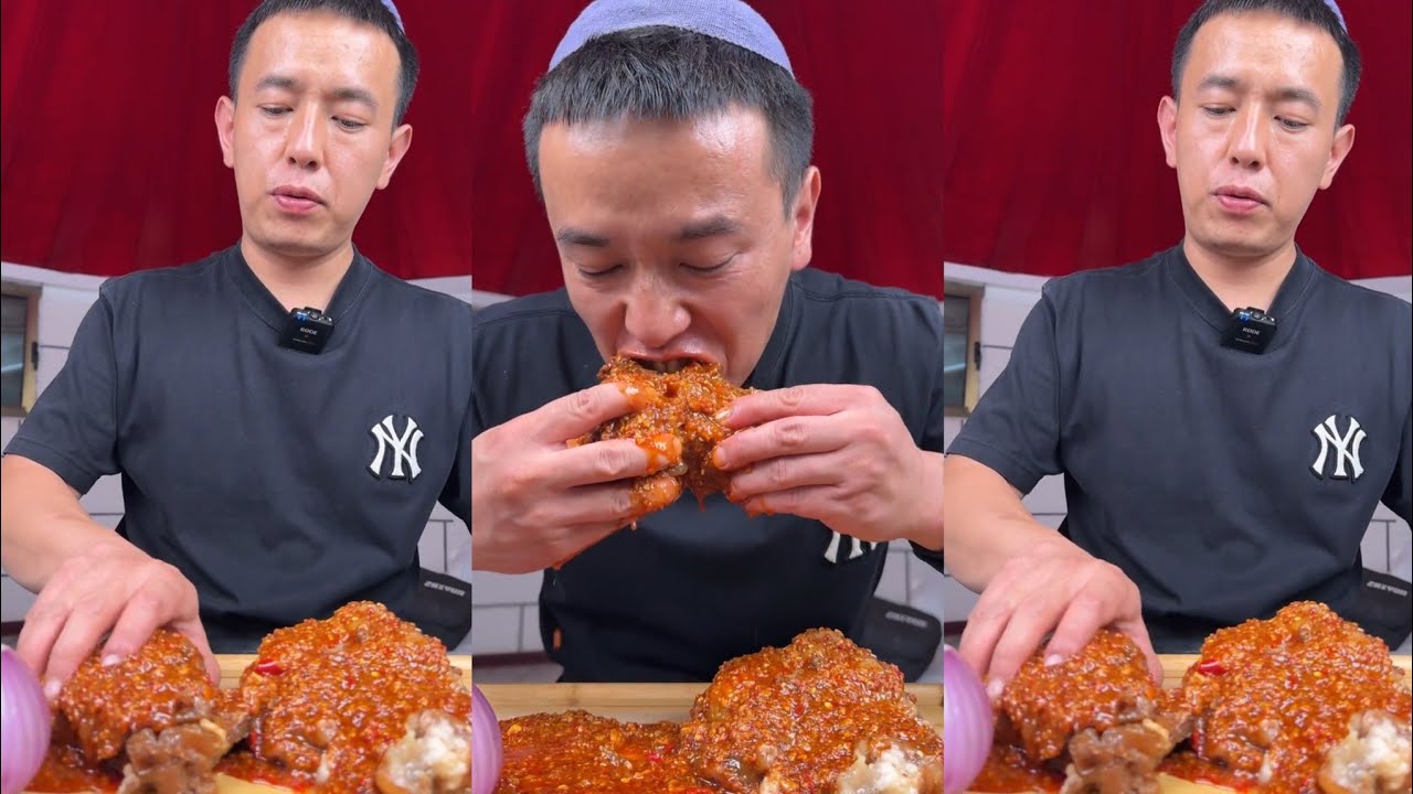 ASMR BEEF BONES WITH SPICY GARLIC SAUCE EATING - YouTube