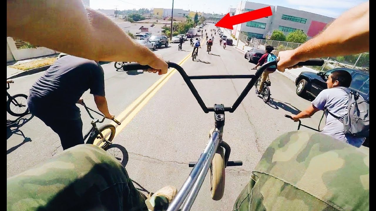 RIDING BMX IN A MOB vs COPS (BMX IN THE HOOD) - YouTube