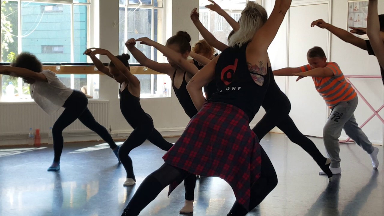 Contemporary/Ballet Class - YouTube