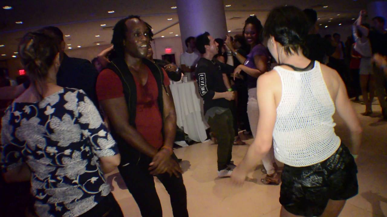 Dancing @ 2016 NY Salsa Congress - YouTube