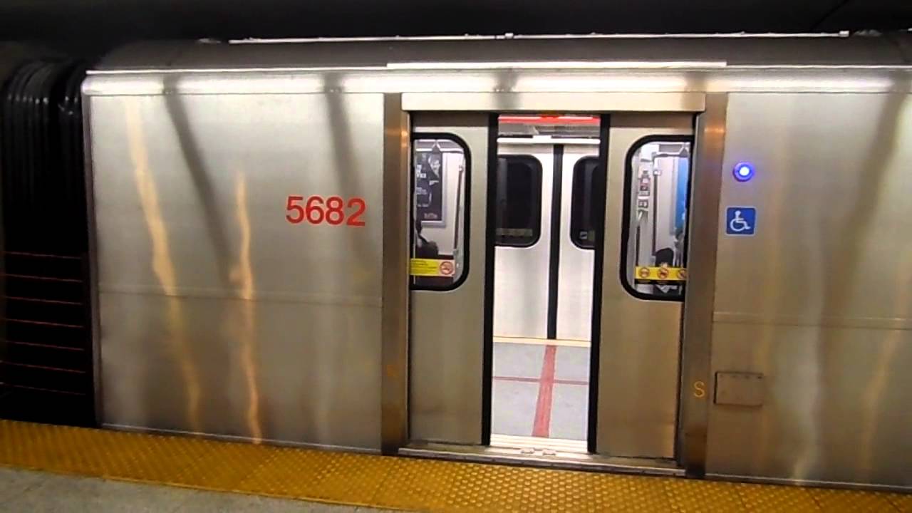 TTC Bombardier Toronto Rocket # 5682 Arriving At Museum Station - YouTube