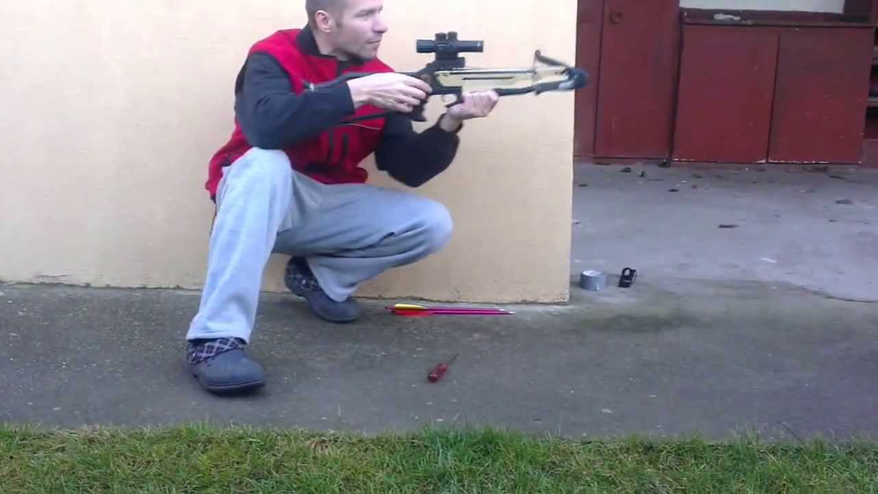 Shooting Barnett Commando 30 meters - YouTube