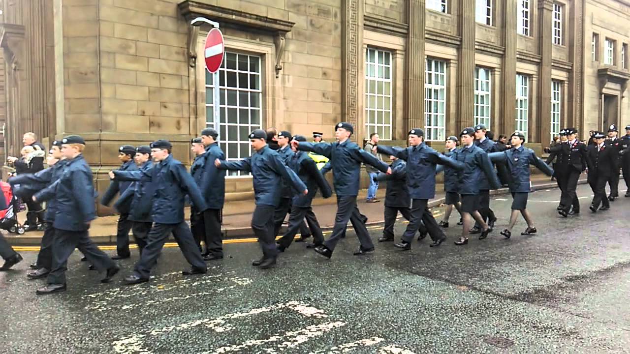 Burnley remembrance parade 2015 - YouTube