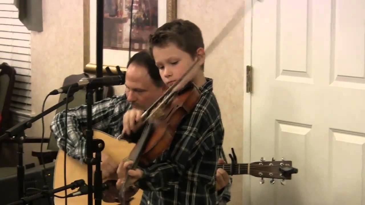 Fiddlin Carson Peters- Orange Blossom Special (12 Dec 2013) - YouTube