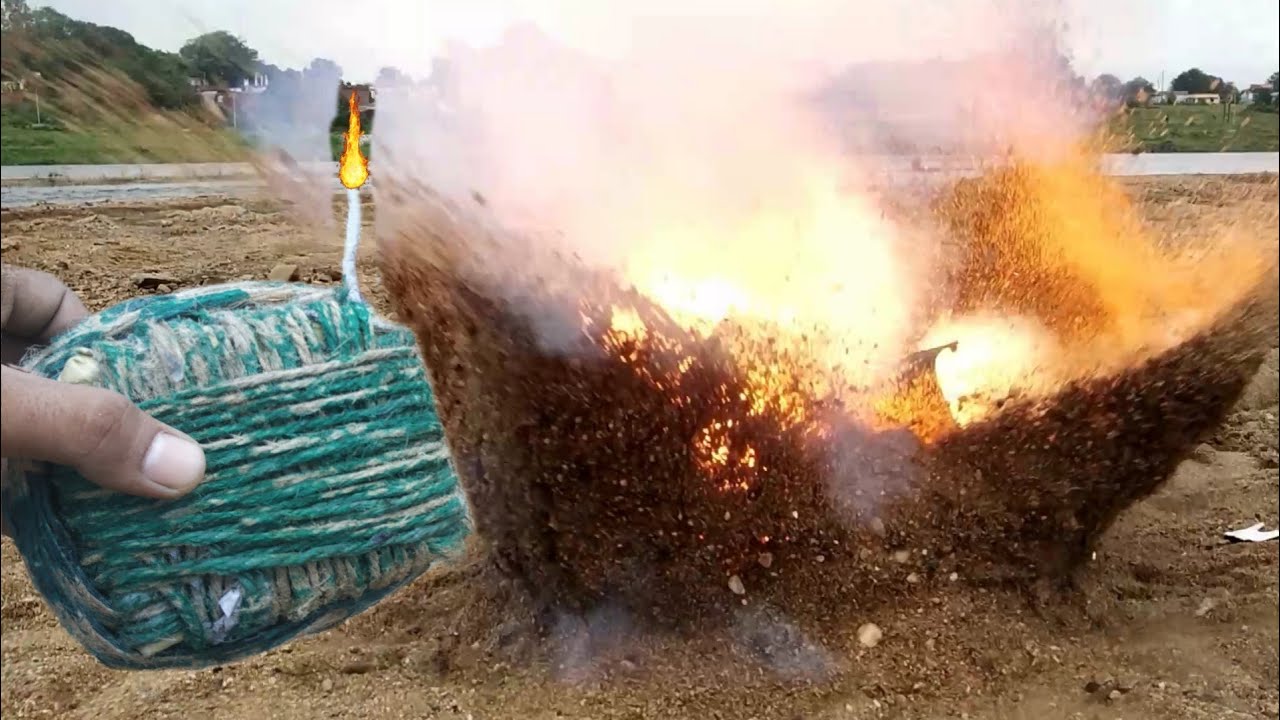 सबसे बड़ा बम|World Biggest Firecracker | VIP Sutli underground Testing ...