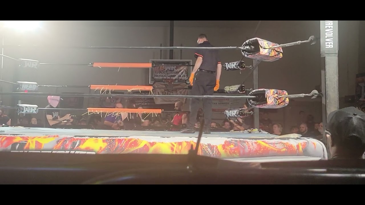 Atticus Cogar vs Alex Colon Wrestling Revolver 5-17-24 - YouTube