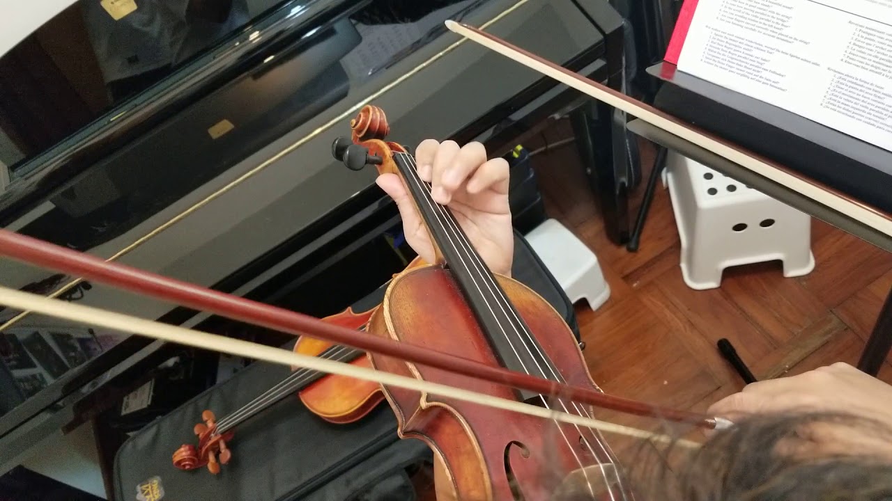 spiccato demo for beginner level student - YouTube