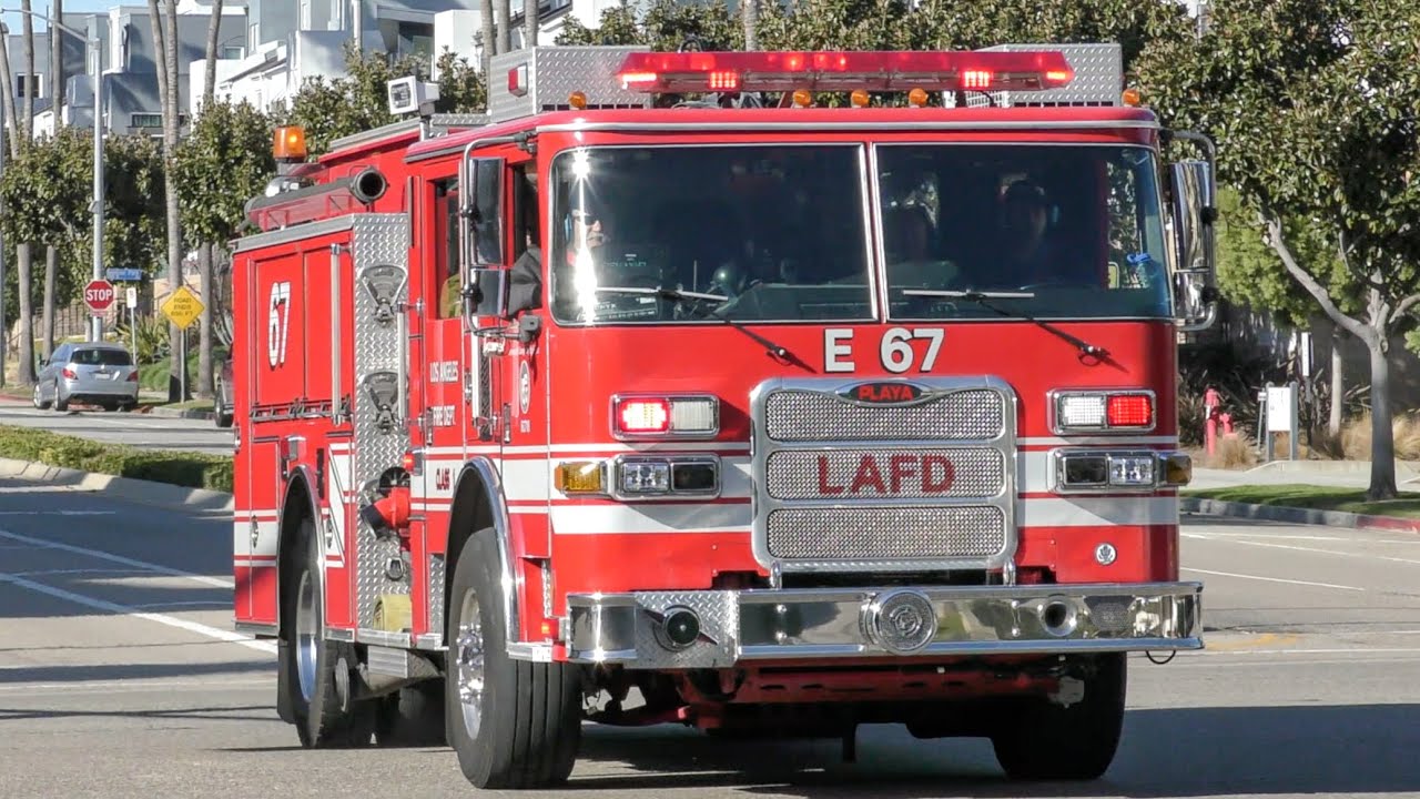 LAFD Engine 67, Rescue 5, Rescue 867, & LAPD Pacific Unit - YouTube