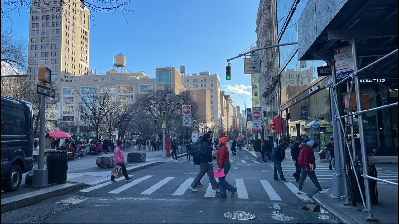 NYC Live Exploring Manhattan 18-Jan-23 - YouTube