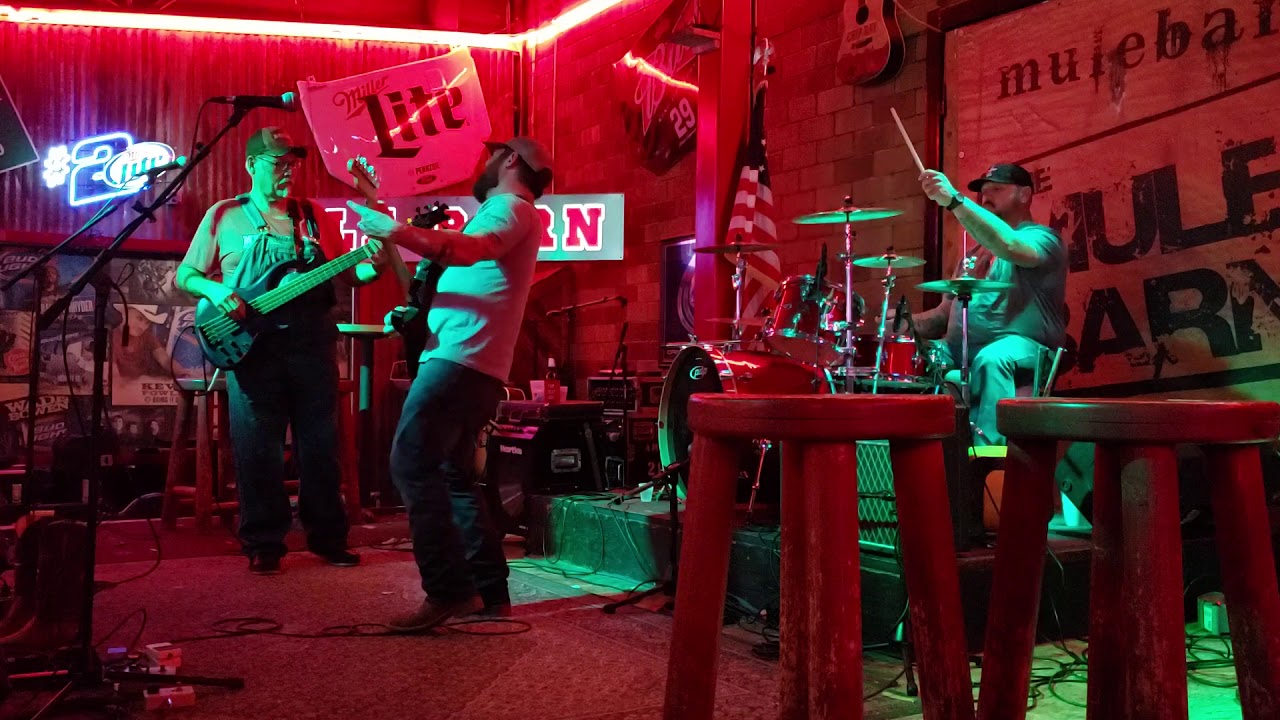 Matt Wayne Band @ Mule Barn 20191130 000627 - YouTube