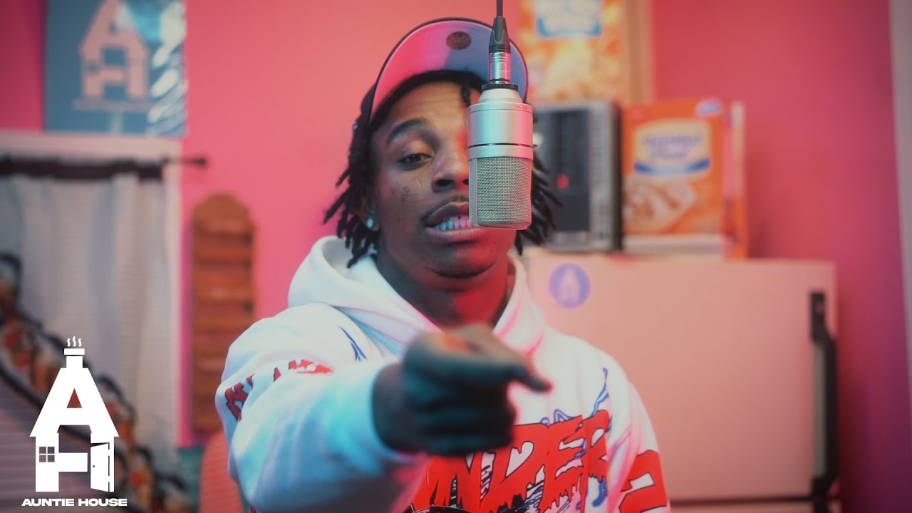 MIATEEj "SoulFood" (Live Performance) | Auntie House - YouTube
